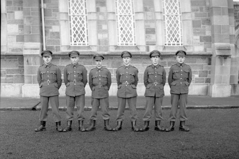Military Archives | Army and naval service recruits [1930-1968]